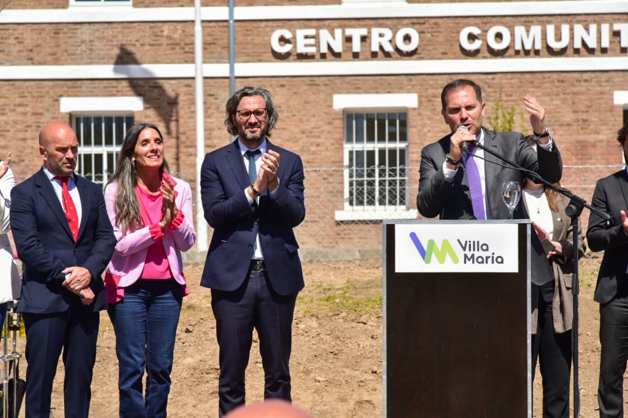MARTÍN GILL Y SANTIAGO CAFIERO INAUGURARON EL NUEVO CENTRO COMUNITARIO ...
